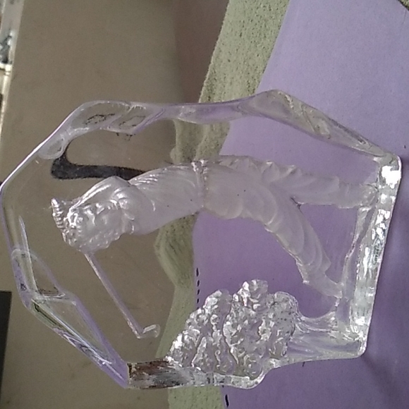 golf | Accents | Glass Tabletop Golfer Display | Poshmark